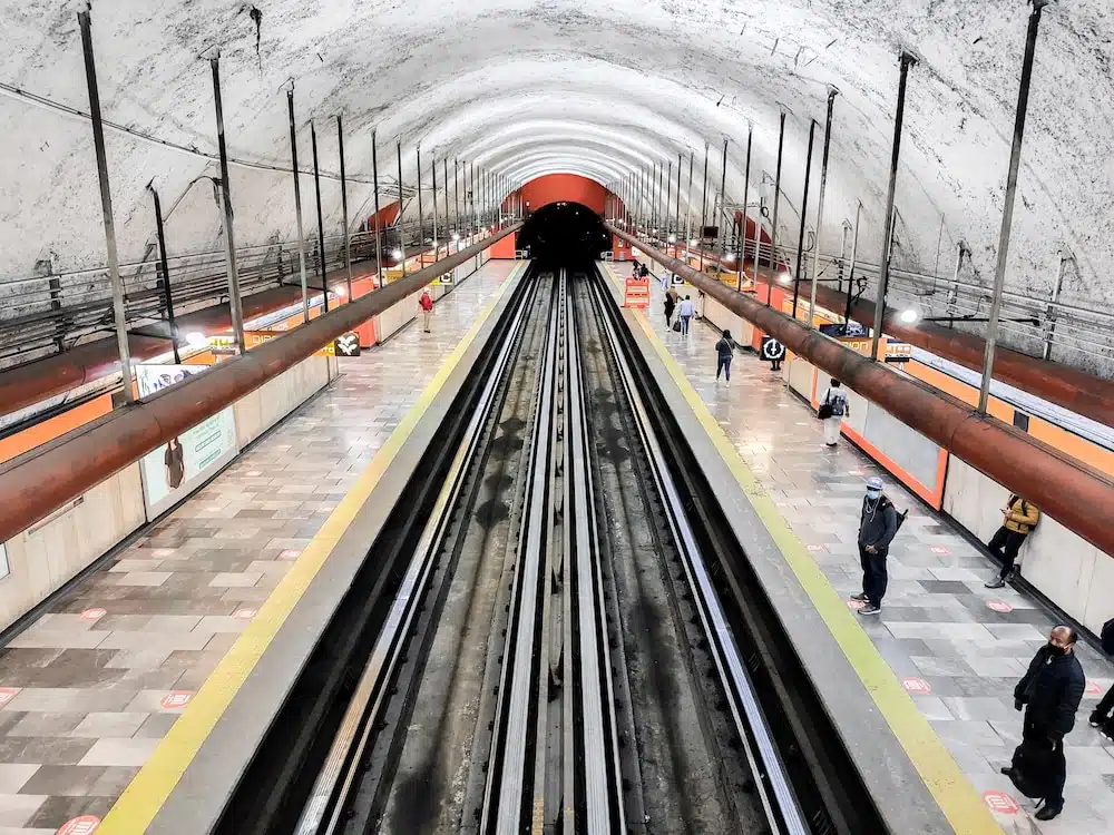 Guide to Public Transportation in Mexico City | Stories along the Road